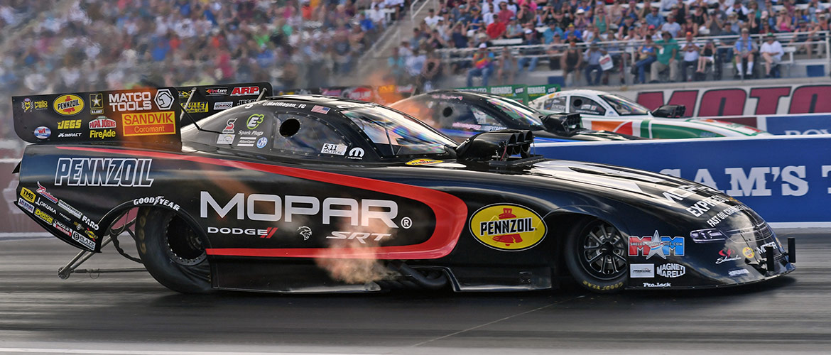 Dodge Rolls the Dice in Vegas During NHRA Four-Wide Nationals | DodgeGarage