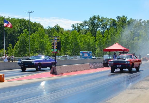 Muscle Mopar ® Vehicles on the March | DodgeGarage