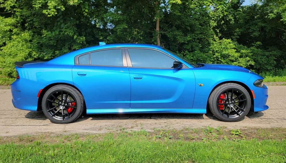 2023 Dodge Charger Super Bee: Daily Driving the Drag Strip Sedan ...