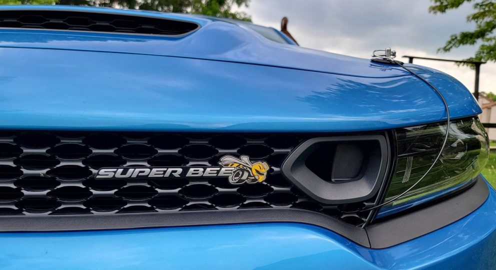 2023 Dodge Charger Super Bee: Daily Driving the Drag Strip Sedan ...
