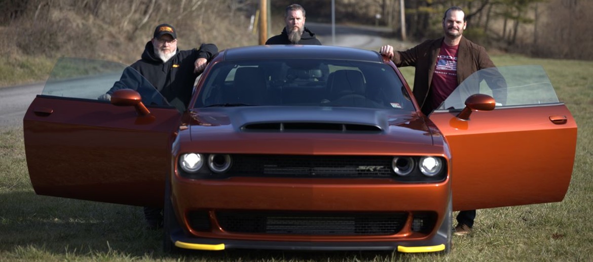 A Dodge Challenger SRT® Demon 170 Race Team With A Great Cause ...