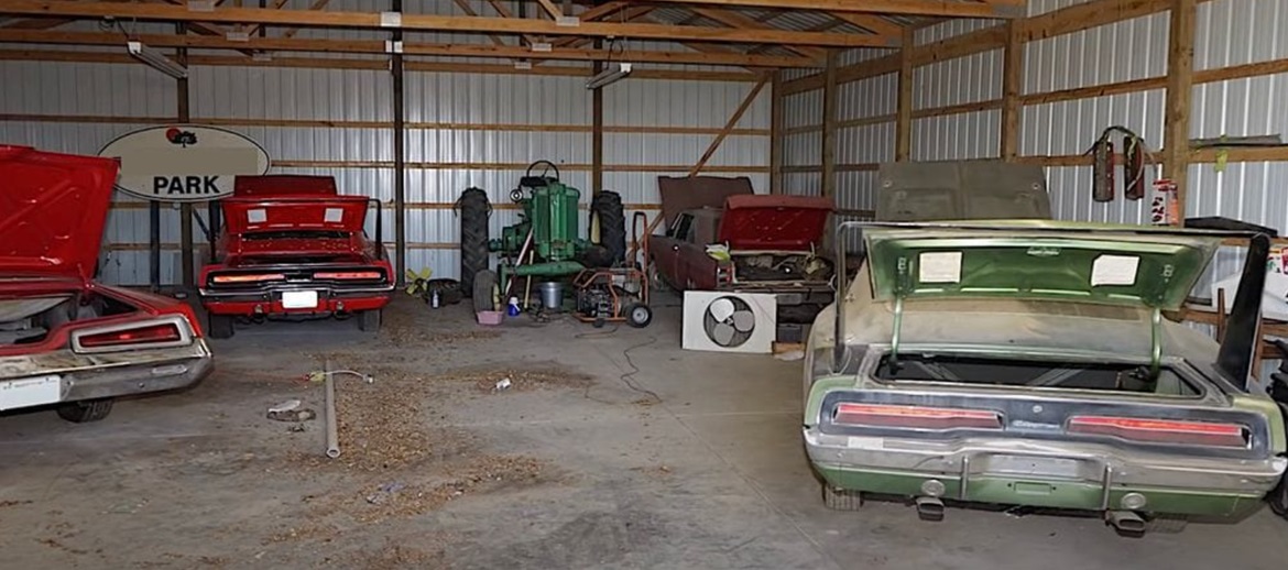 Rare Discovery: Trio of Dodge Daytonas Unearthed in Remarkable Barn ...
